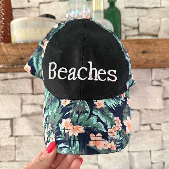 D&Y | Accessories | Dy Beaches Tropical Floral Hat | Poshmark